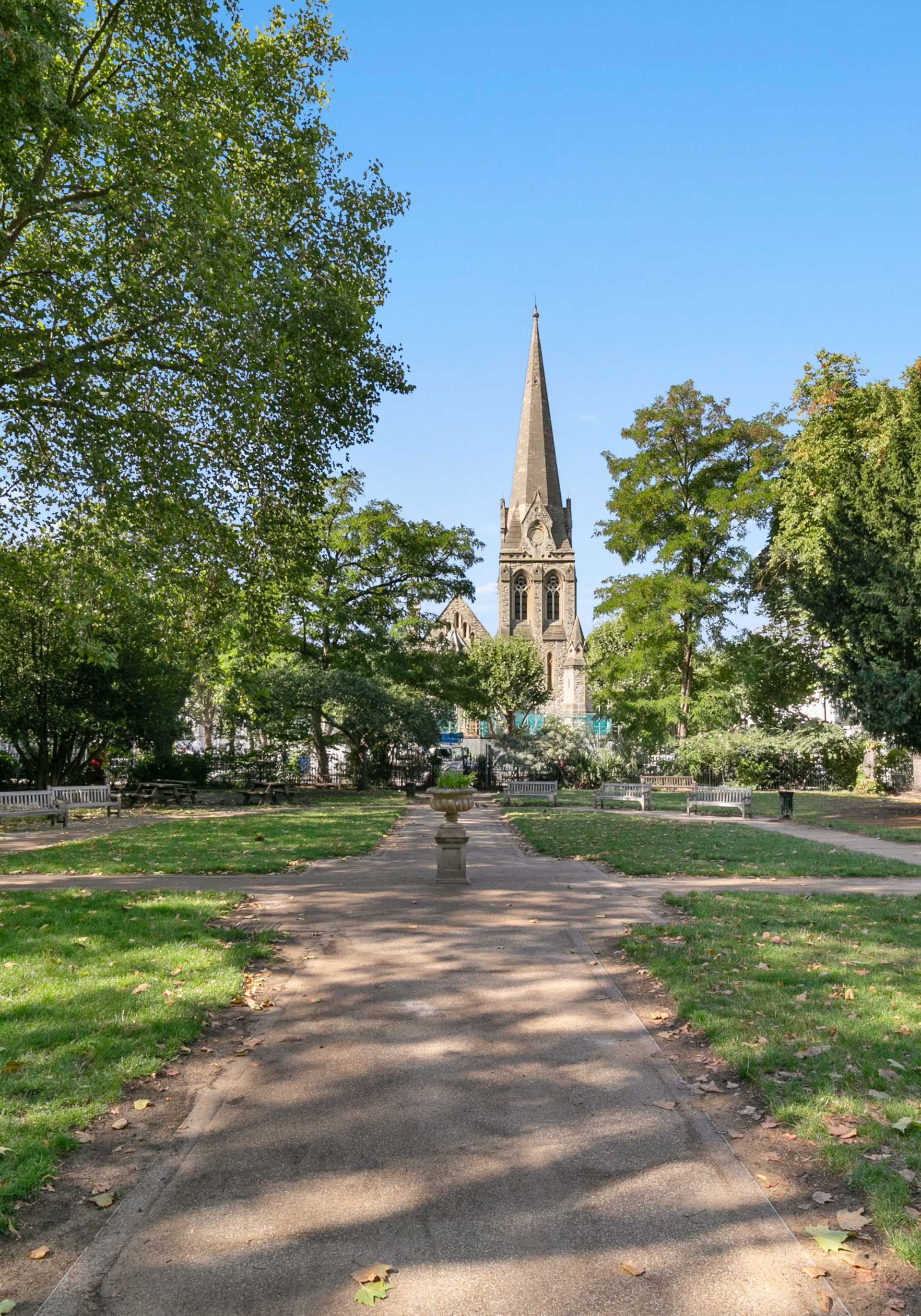 Redcliffe Square | Earls Court Garden Squares | tlc estate agents | tlc
